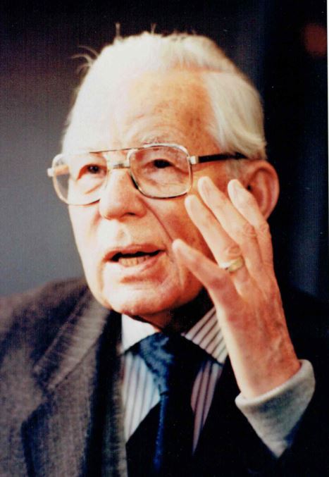 Historique • Fondation Armand-Frappier - Ensemble, soutenons l ...